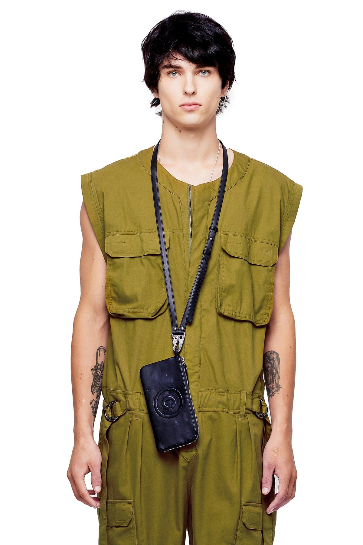 LOGO PHONE WALLET IN BLACK – JONNY COTA